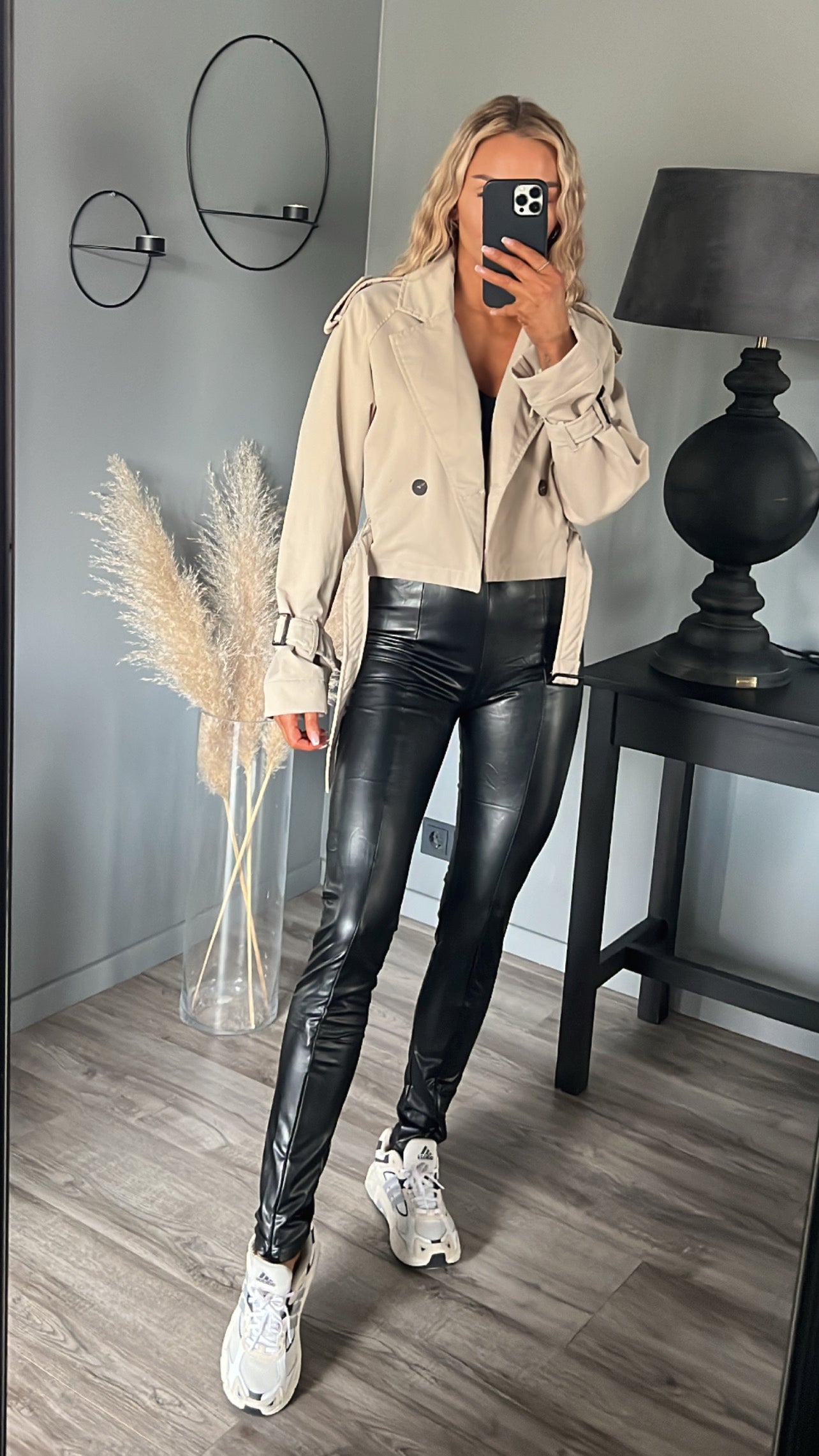 Julia trench jakki | Kringlan